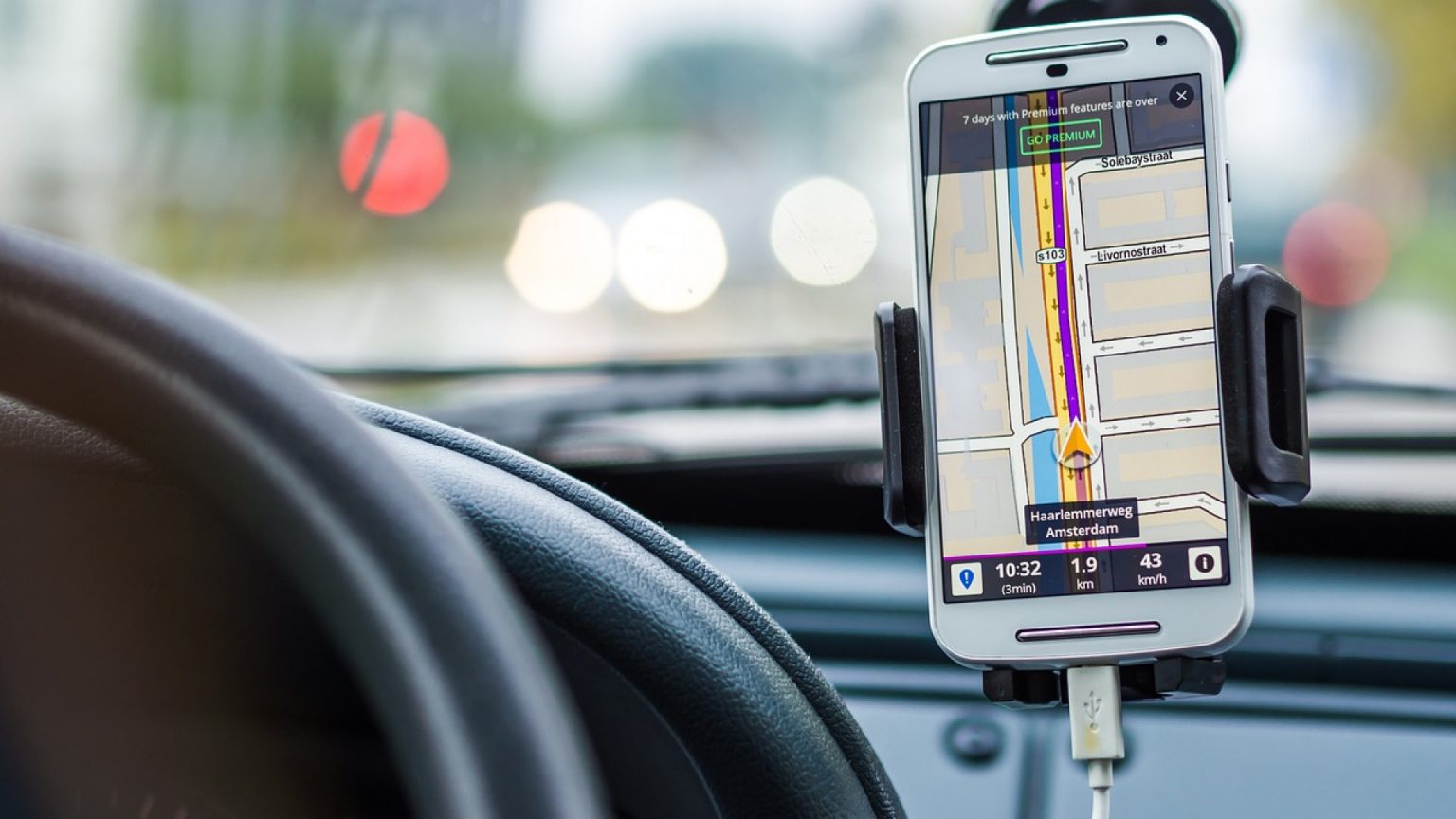 Comment choisir ses supports mobiles pour auto ? – gadgetvista.fr